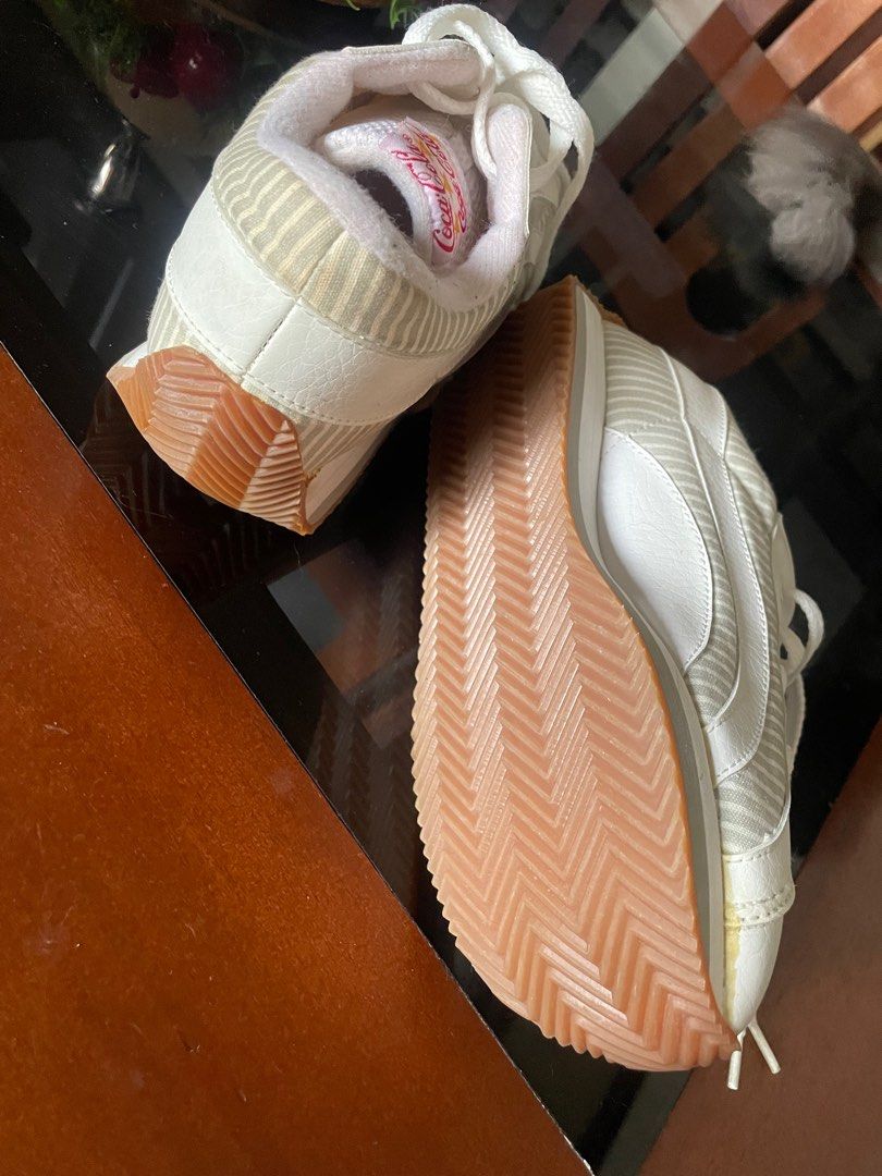 Coca Cola Japan Vintage 1998 Retro White Sneaker size 7, Men's Fashion, Footwear, Sneakers on ...