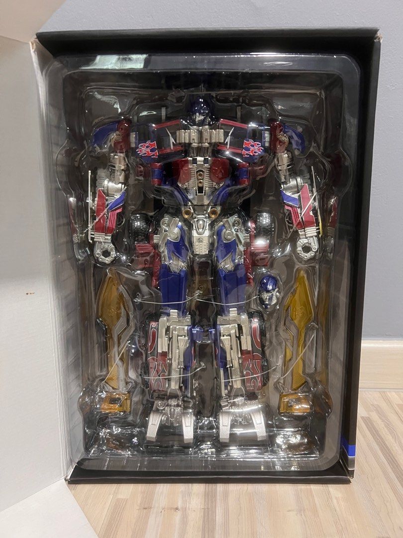 Commander ( Transformer type ), Hobbies & Toys, Toys & Games on Carousell