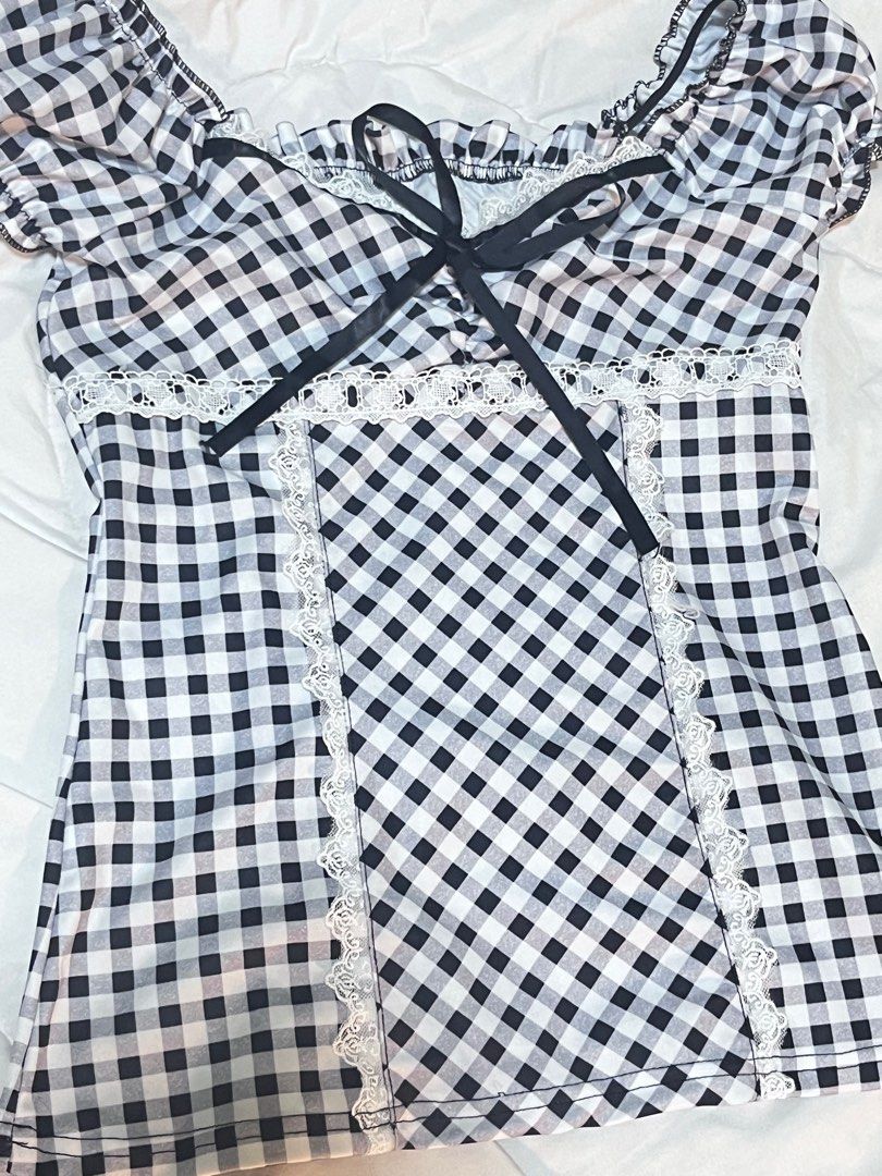 coquette core top, Women's Fashion, Tops, Blouses on Carousell