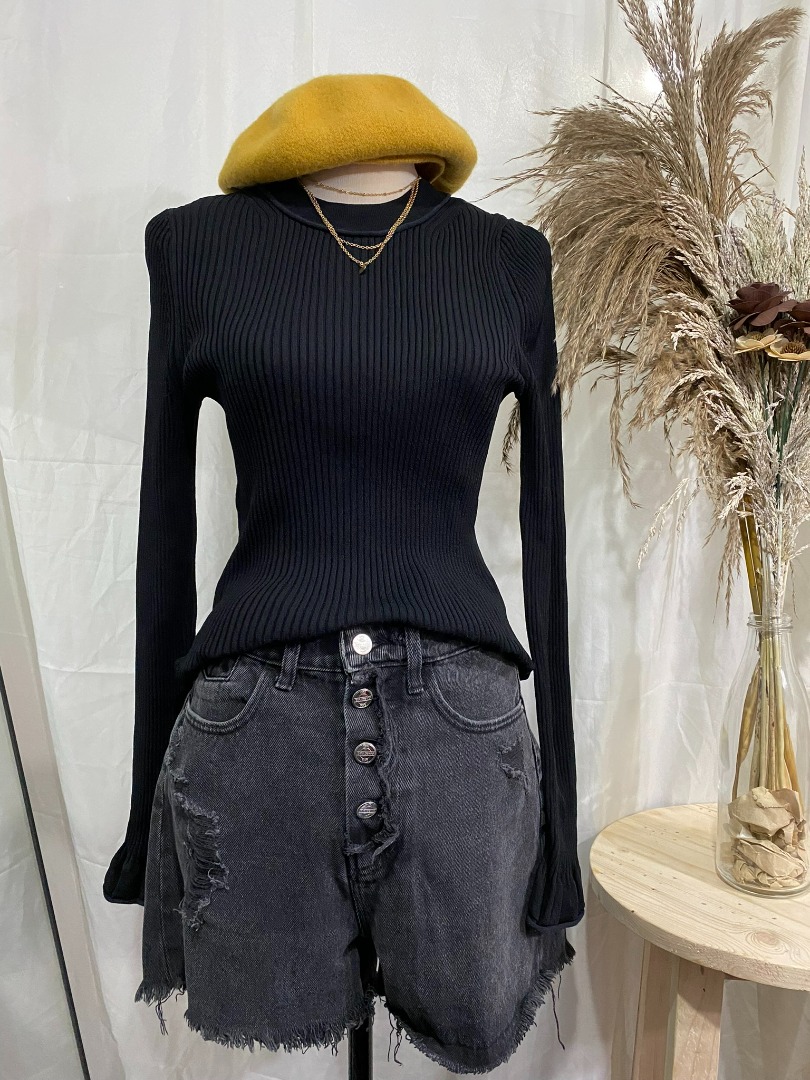 COS Black Ribbed Knit Flare Long Sleeves, Women's Fashion, Tops ...