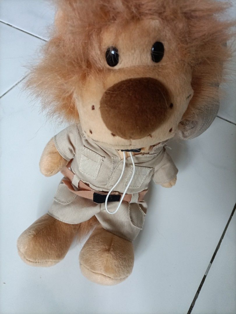 Cute Ritz Carlton Millennial Singapore lion collectible, Hobbies & Toys ...