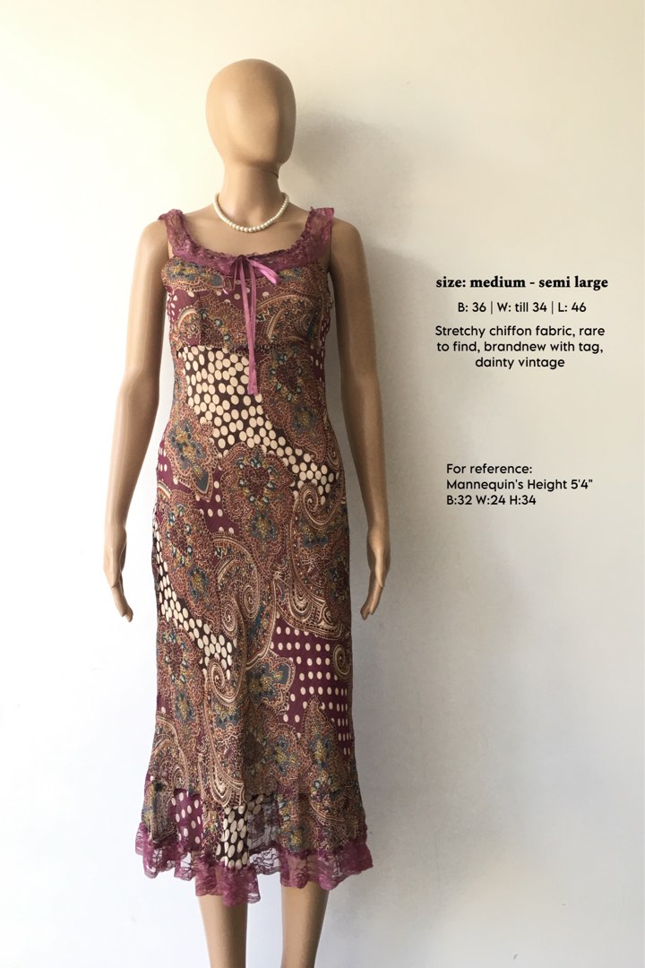 Dainty Vintage Rare Paisley Print Dress, Women's Fashion, Dresses ...