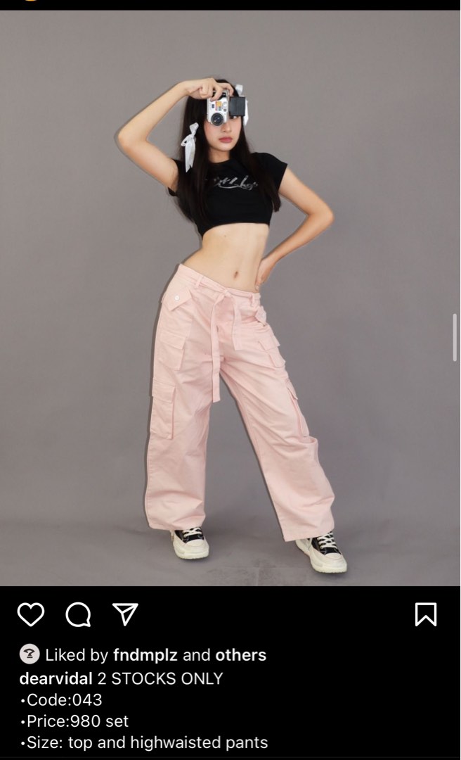 Dear Vidal Pink Low Waist Cargo Pants with Black Crop Top Y2K, Women's ...