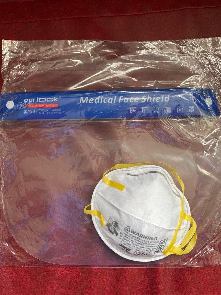 Face shield and 3M N95 8210 face mask, Health & Nutrition, Face Masks ...