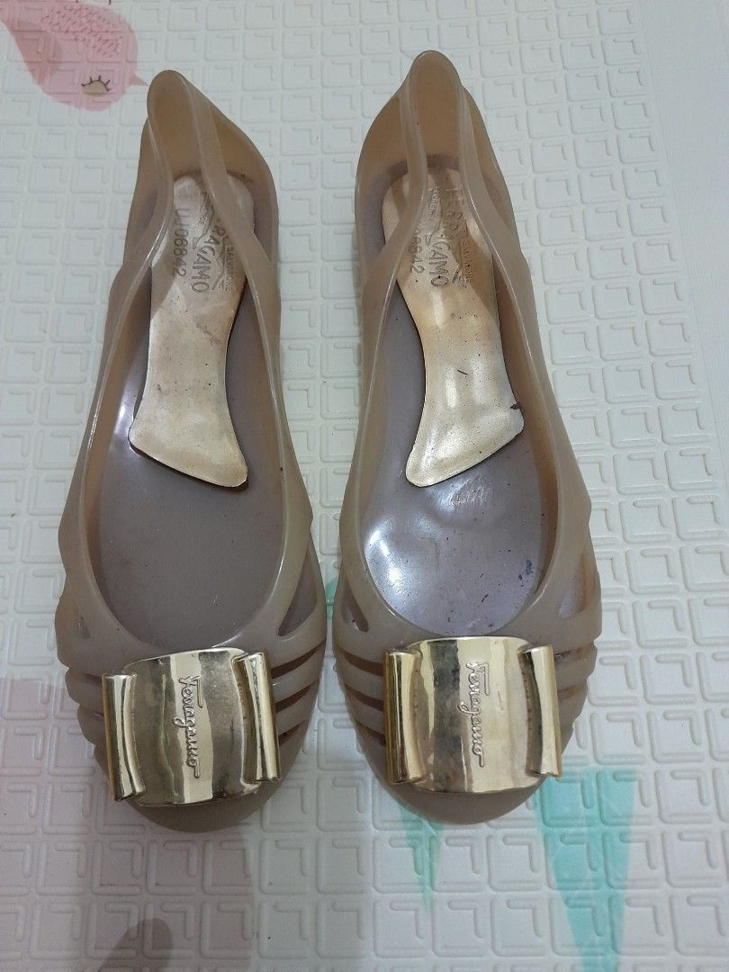 Ferragamo Salvatore Florence Shoes Jelly, Fesyen Wanita, Sepatu di Carousell