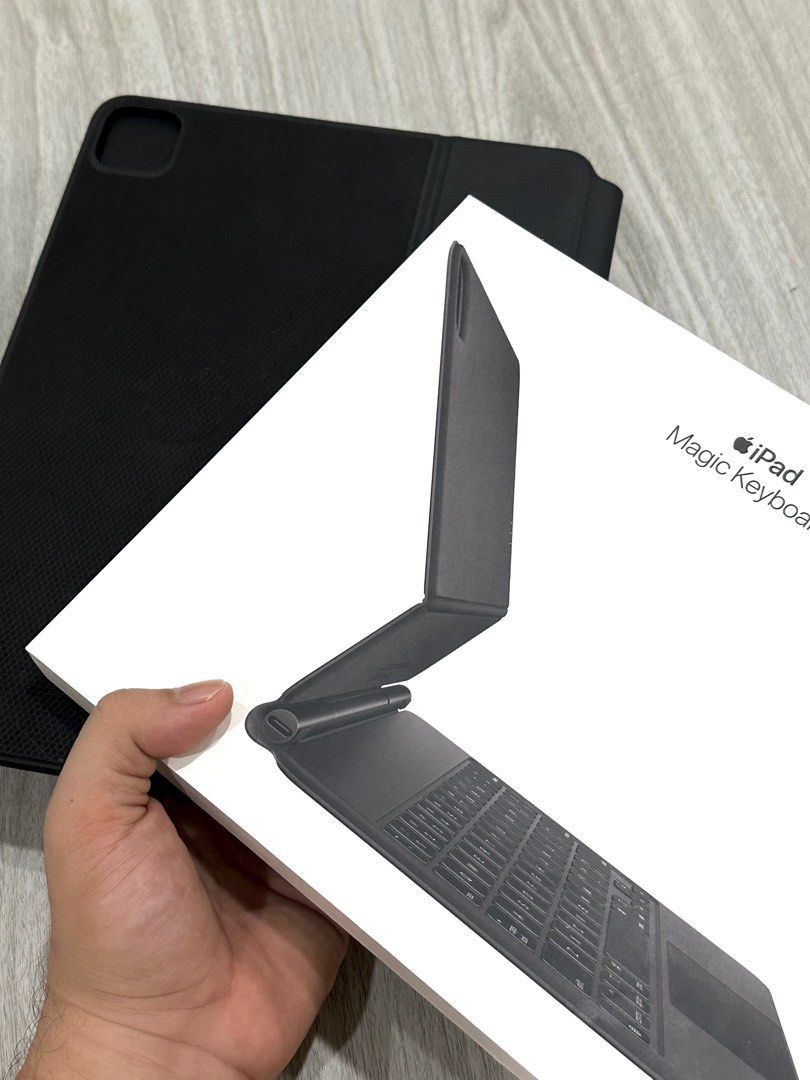 FOR SALE / SWAP Original Apple iPad Magic Keyboard 11" Black, Computers ...