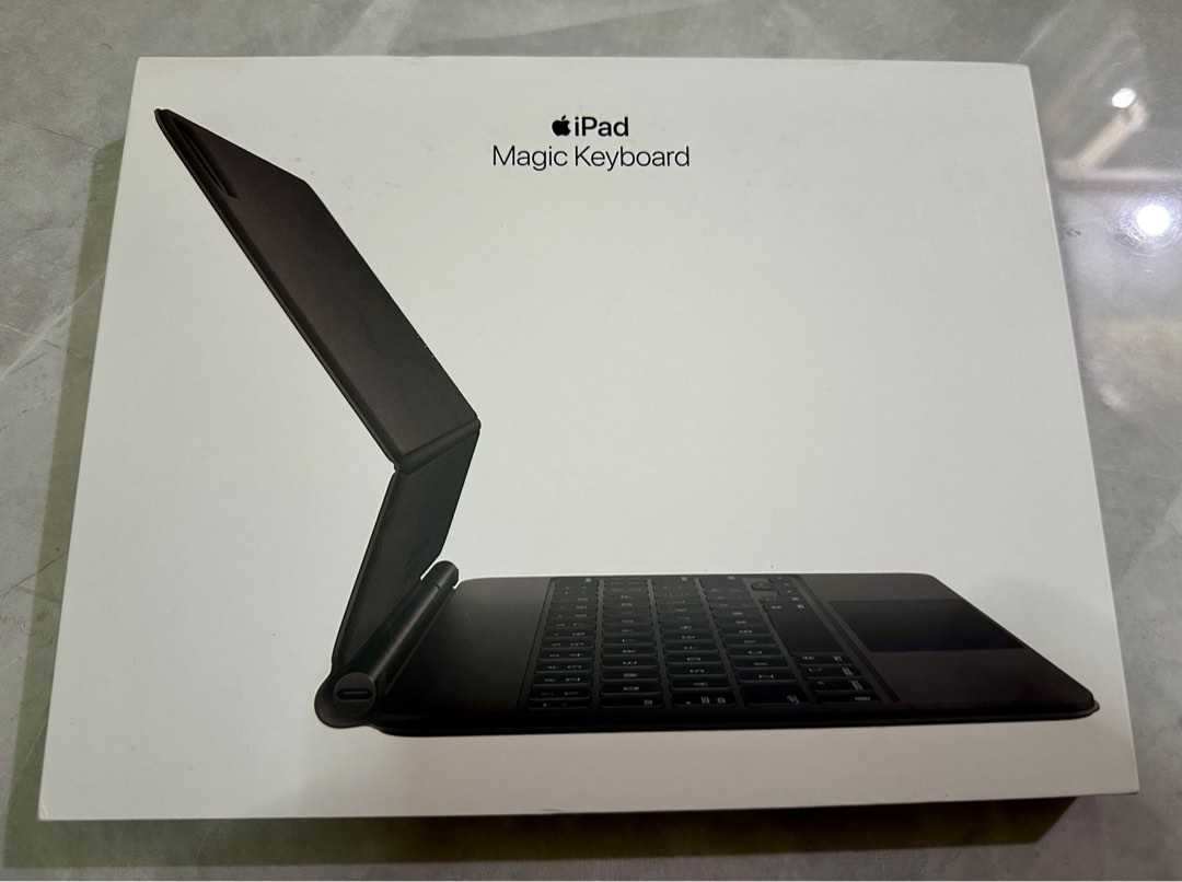 FOR SALE SLIGHTLY USED Magic Keyboard iPad PRO GEN 1,2,3,4 IPad Air 4&5 ...