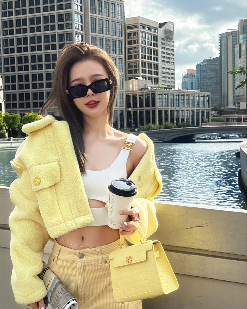 Gaga Customade Detachable Jacket, Women's Fashion, Coats, Jackets and ...