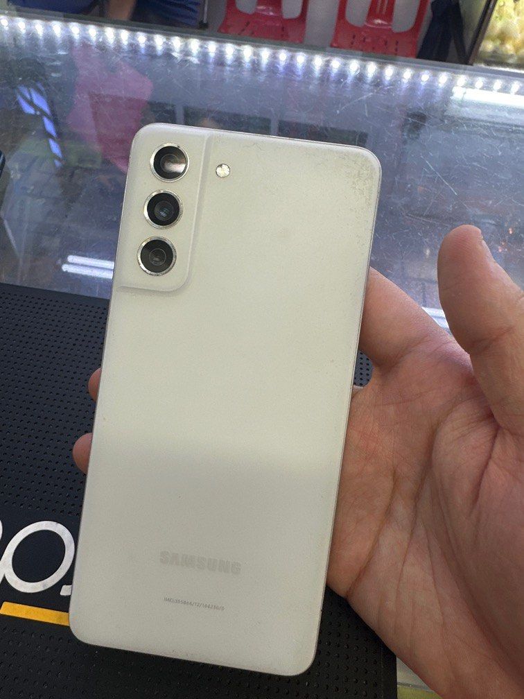 Galaxy S21 FE 5G White 256GB, Mobile Phones & Gadgets, Mobile Phones ...