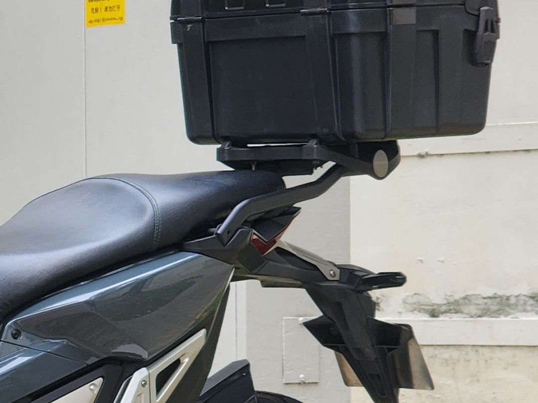 Givi Top Box Rack for Honda X-ADV V1 (2017-2020), Motorcycles ...