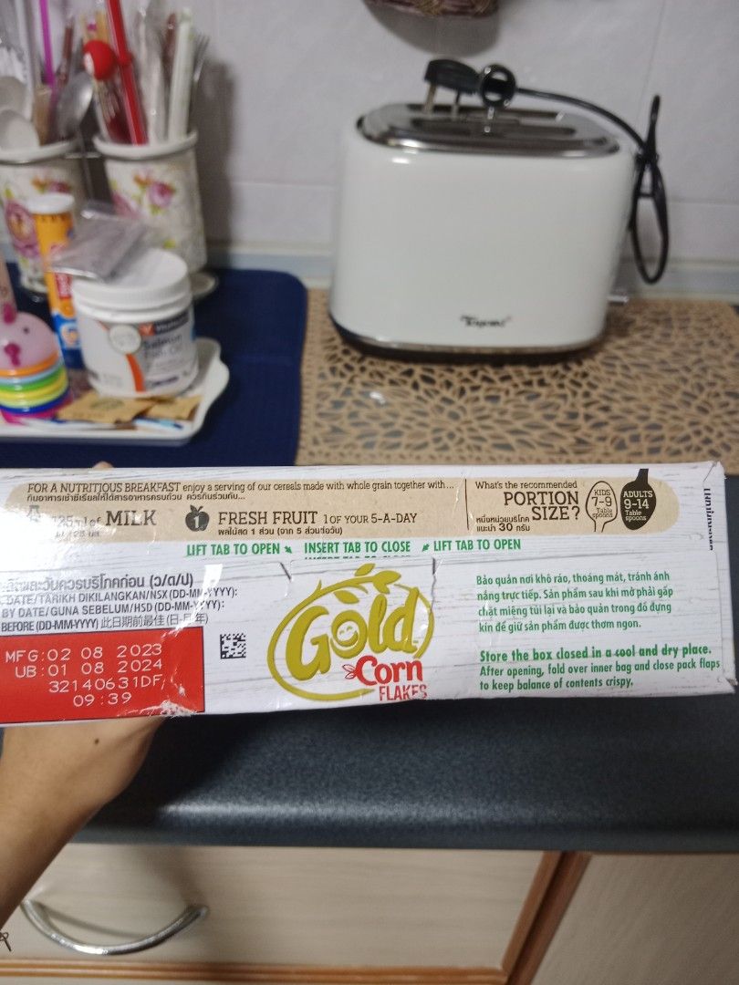 Nestle Gold Cornflakes (FREE), Food & Drinks, Packaged & Instant Food ...