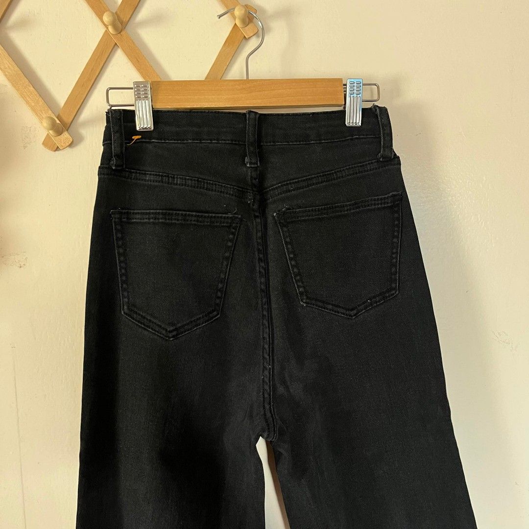 HAMMER JEANS , Women's Fashion, Bottoms, Jeans on Carousell