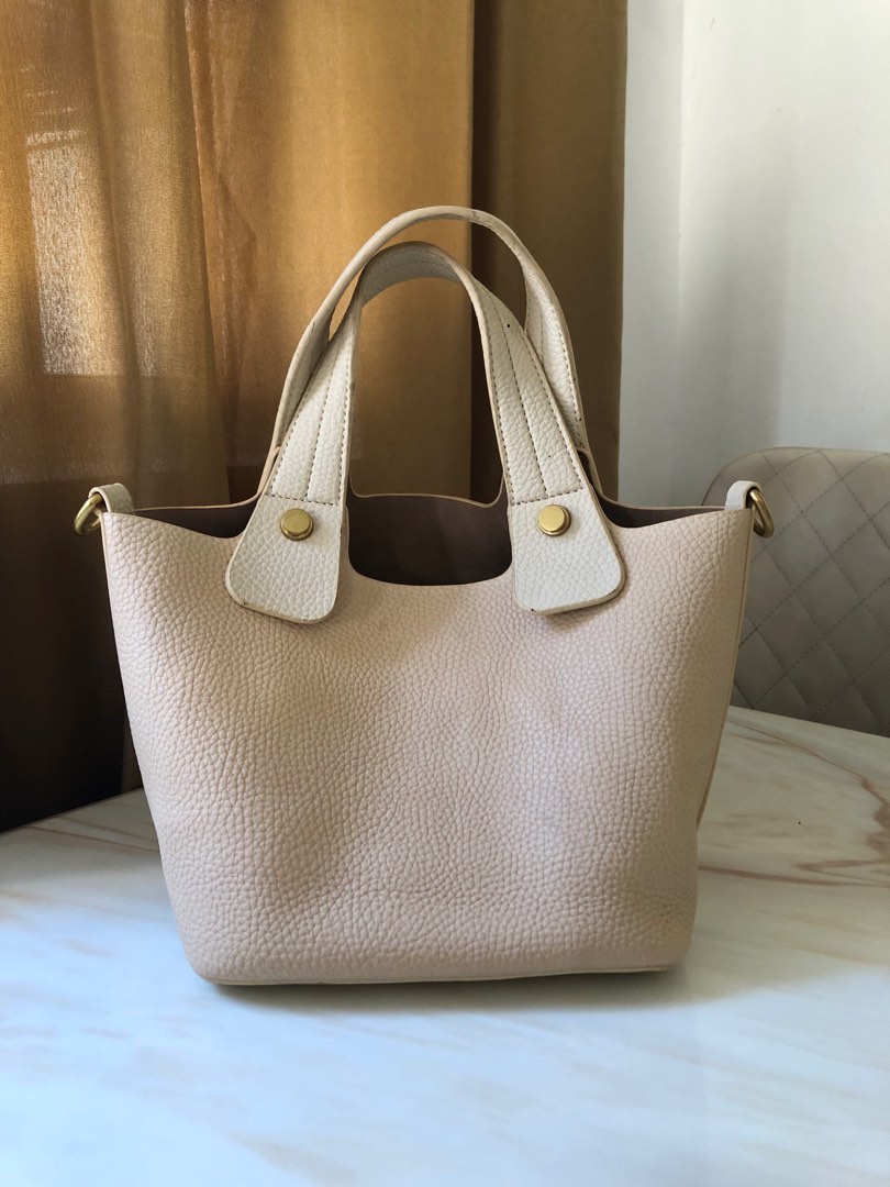 Hand/sling bag, Women's Fashion, Bags & Wallets, Cross-body Bags on ...