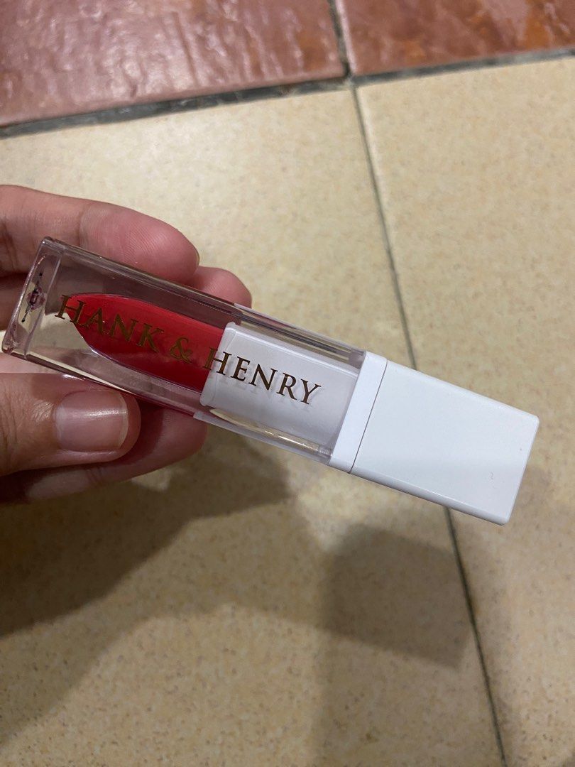 HANK & HENRY Red Lip Matte Lipstick, Beauty & Personal Care, Face ...