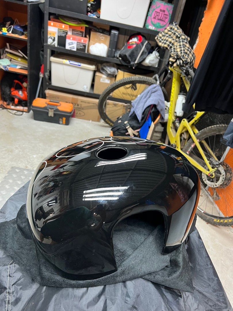 Harley Davidson Tank Cover by Simon Kustom Brazil, 電單車買賣 - Carousell