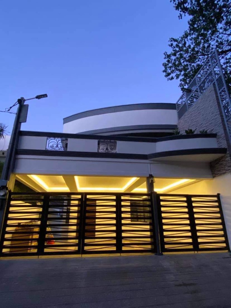 House and Lot for Sale in Capitol Homes Quezon City For Php 19.8 M ...