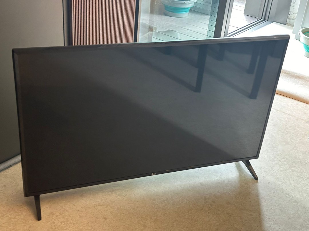 LG 49 Inch Ultra HD (4K) TV Smart Television - Netflix compatible!, TV ...