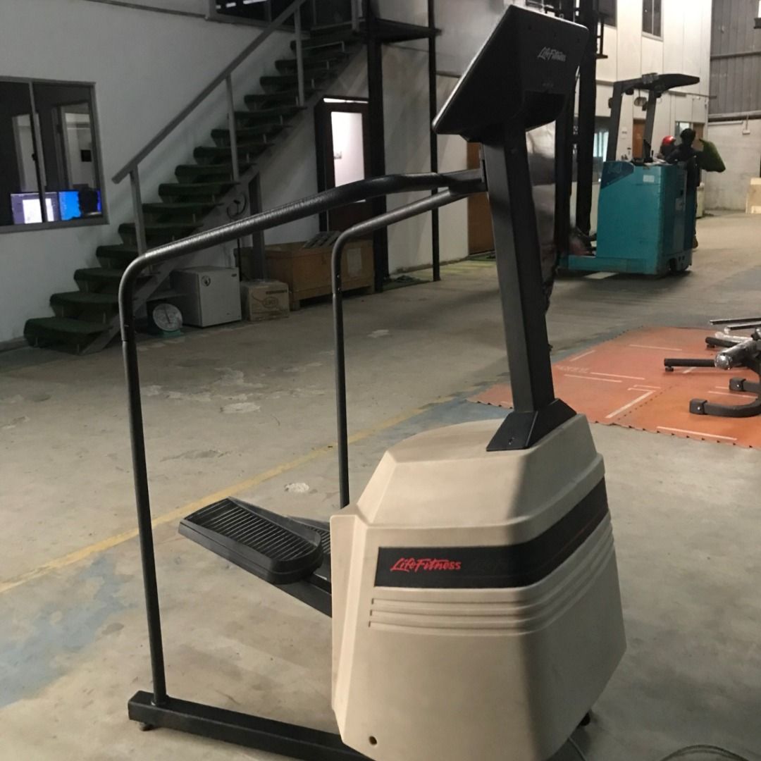 LIFE FITNESS STEPPER MACHINE, Sports Equipment, Other Sports Equipment ...