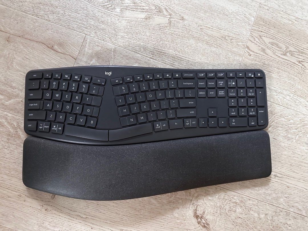 Logitech Ergo K860 Ergonomic Bluetooth Keyboard, Computers & Tech ...