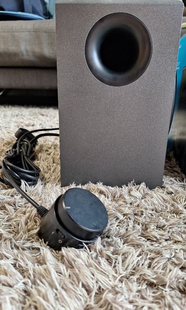 Logitech Z337 Desktop Speaker 2.1 with Bluetooth, Audio, Soundbars ...