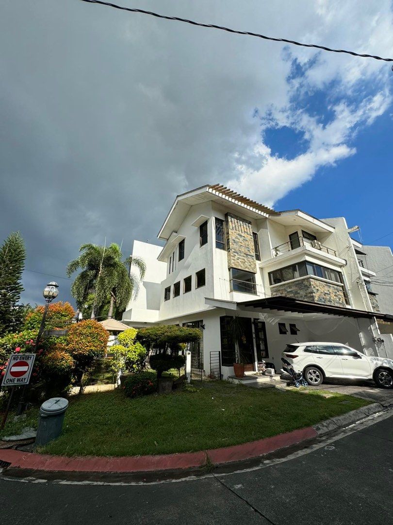 Mahogany Place 1 Acacia Estate Taguig House and Lot for Sale, Property ...
