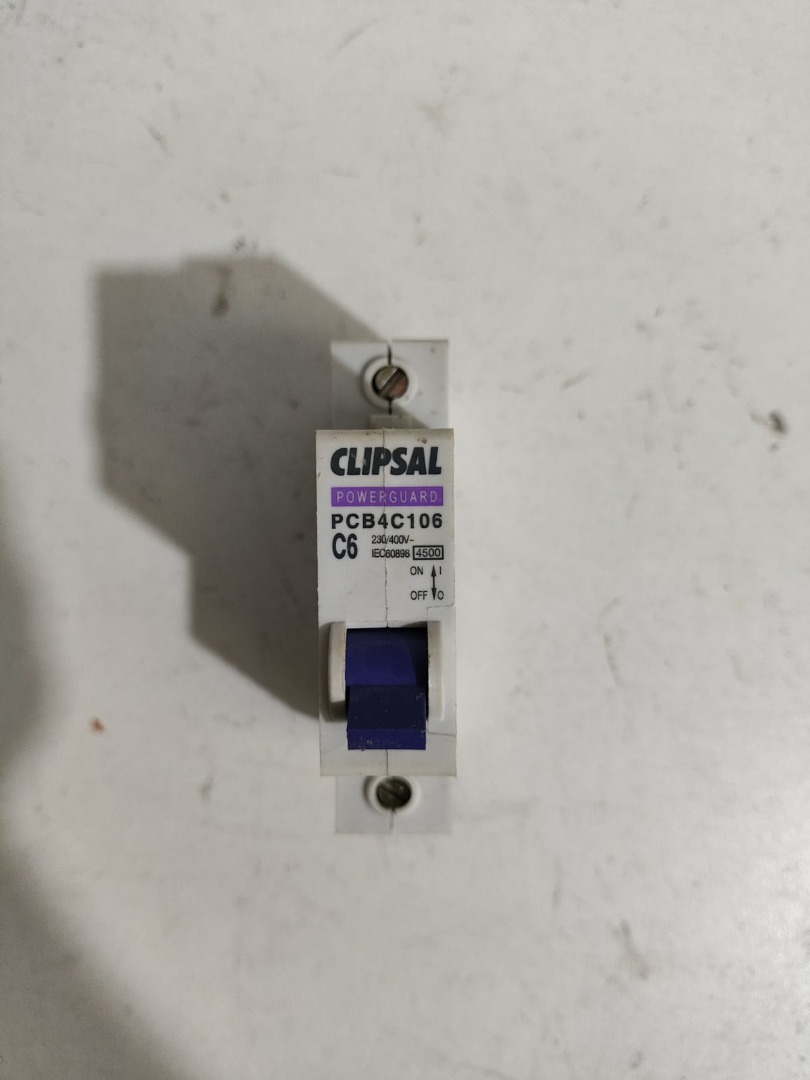 MCB Clipsal 6a / MCB Clipsal, Elektronik, Lainnya di Carousell
