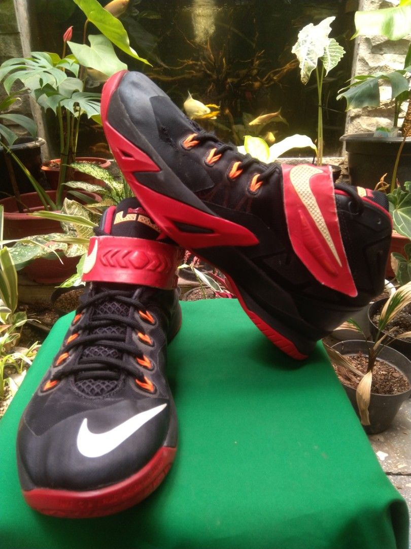 Nike Lebron James Soldier VIII, Fesyen Pria, Sepatu , Lainnya di Carousell