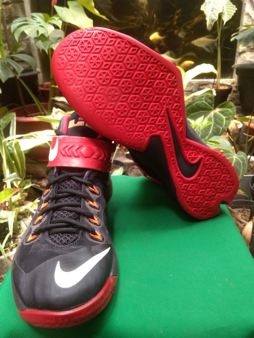 Nike Lebron James Soldier VIII, Fesyen Pria, Sepatu , Lainnya di Carousell