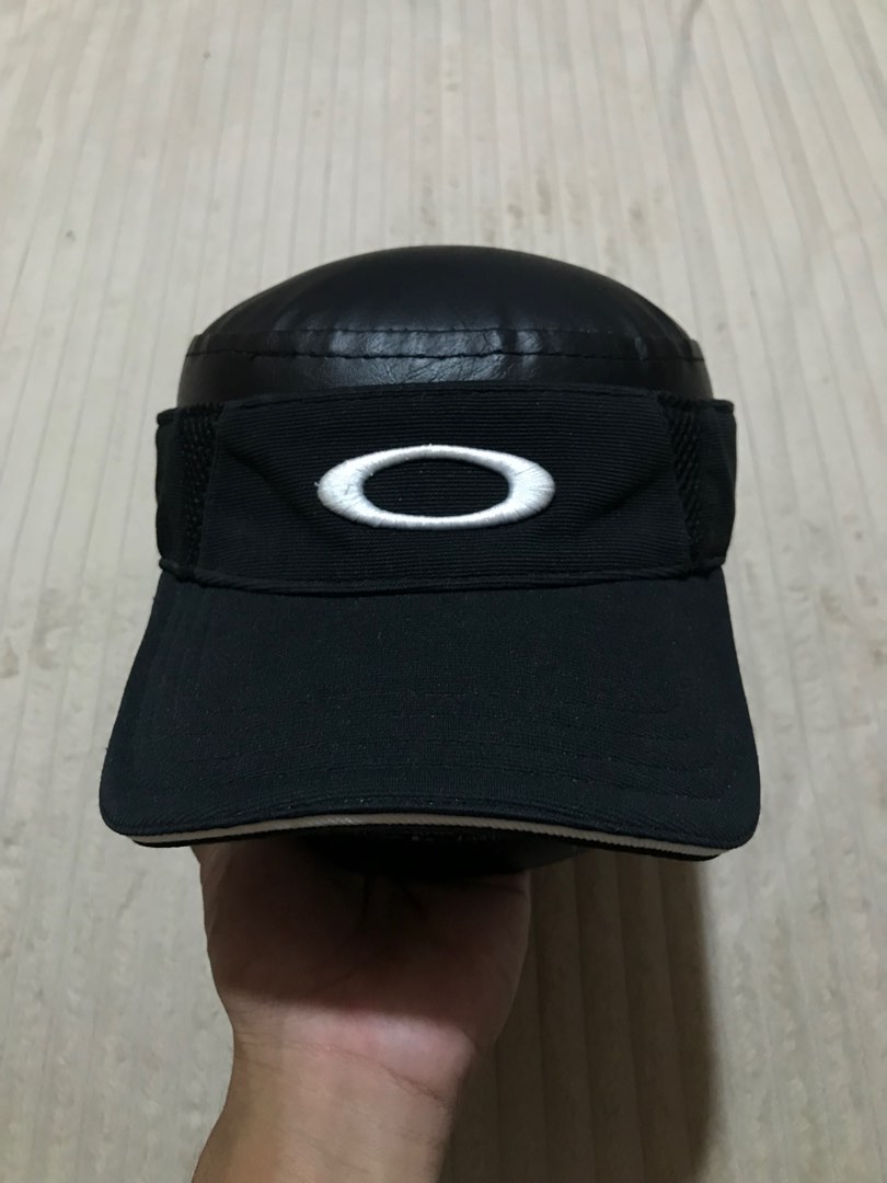OAKLEY VISOR CAP AUTHENTIC, Men's Fashion, Watches & Accessories, Caps ...