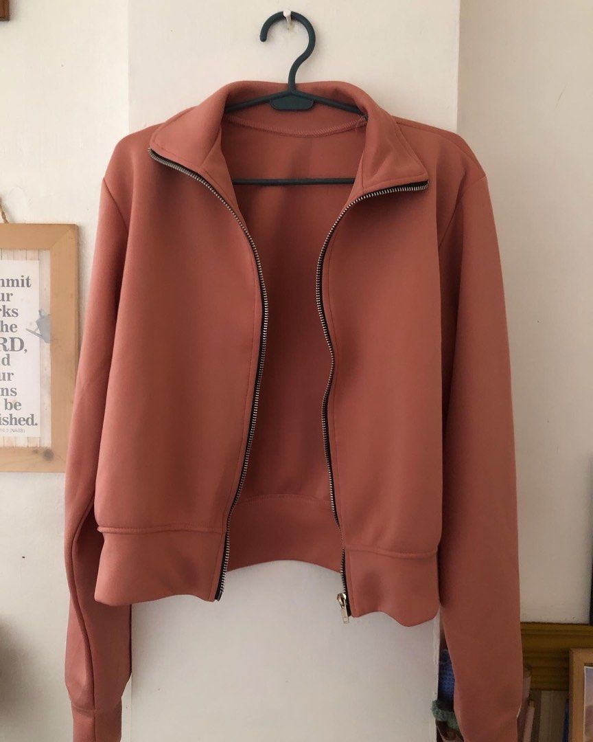 Old Rose Pink Cropped Jacket, Women's Fashion, Coats, Jackets and ...