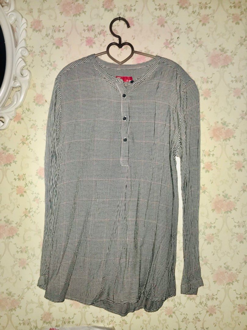 PDI padini blouse top, Women's Fashion, Tops, Blouses on Carousell