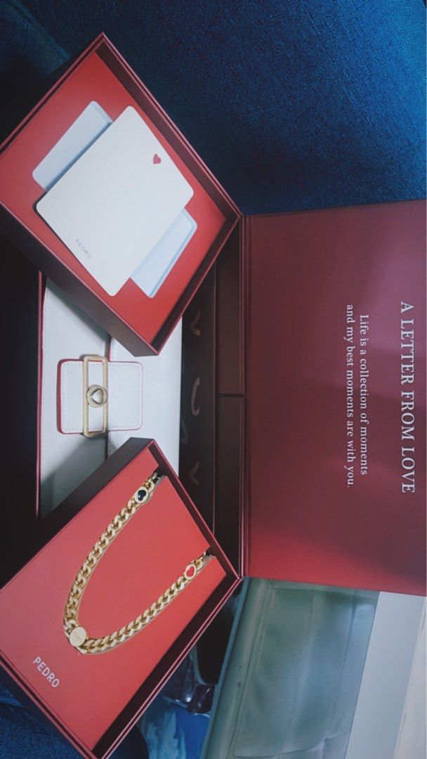 Pedro Valentine limited edition BOX SET Gold Heart Chain Red White Bag ...