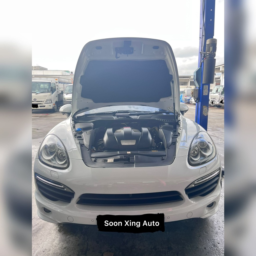Porsche Cayenne S Hybrid, Car Accessories, Car Workshops & Services on ...