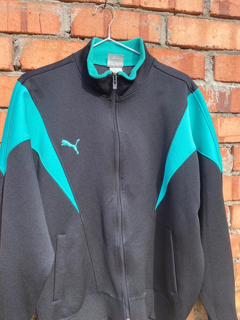 PUMA TRACKTOP, Men's Fashion, Activewear on Carousell