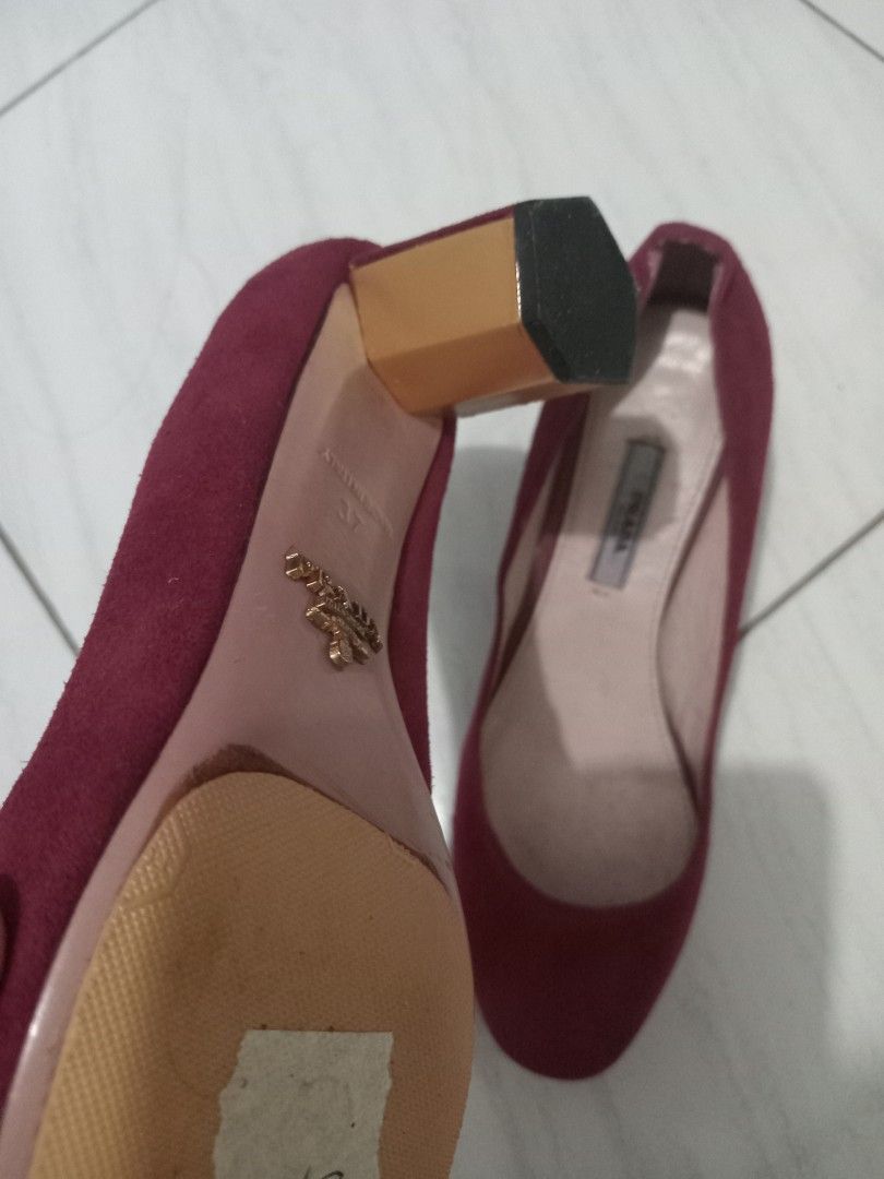 Pump merah predong, Fesyen Wanita, Sepatu di Carousell