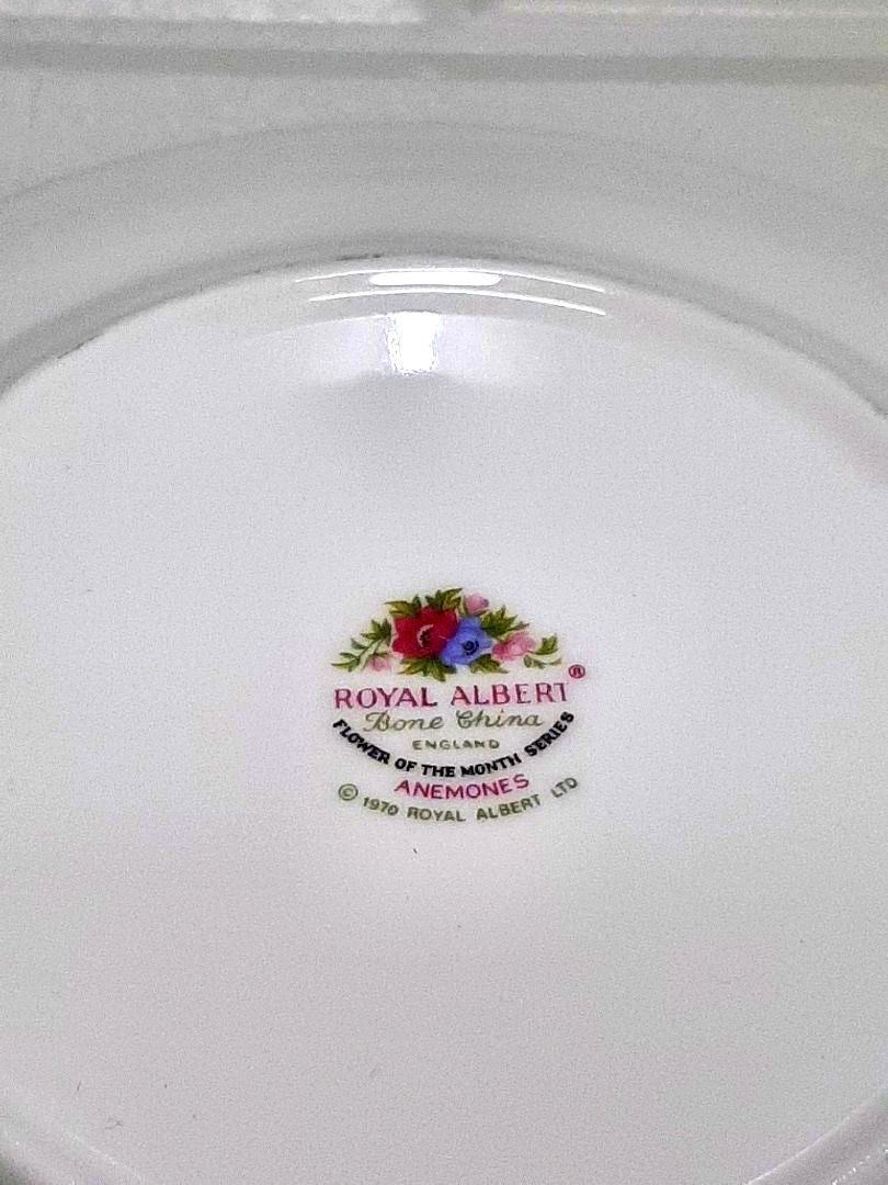 ROYAL ALBERT (March) Plate -Month series, Furniture & Home Living ...