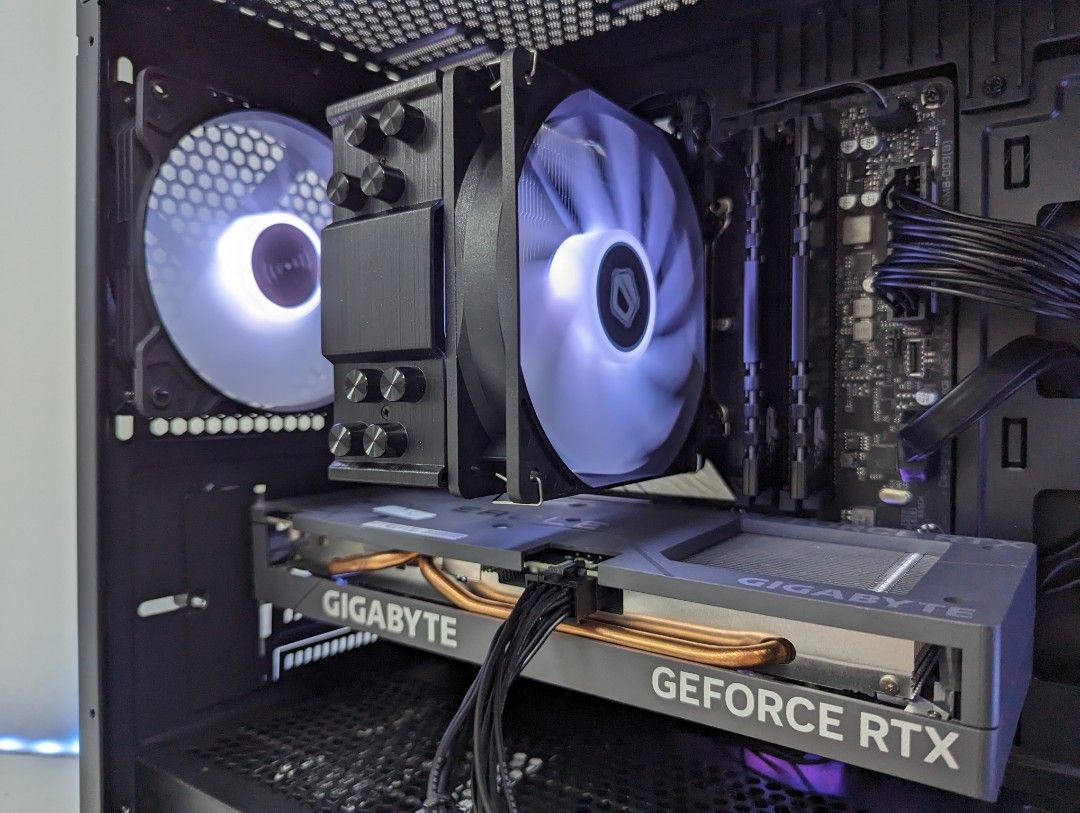 RYZEN 5 7500F + RX 7600 GIGABYTE DDR5 CUSTOM GAMING PC - max out ...