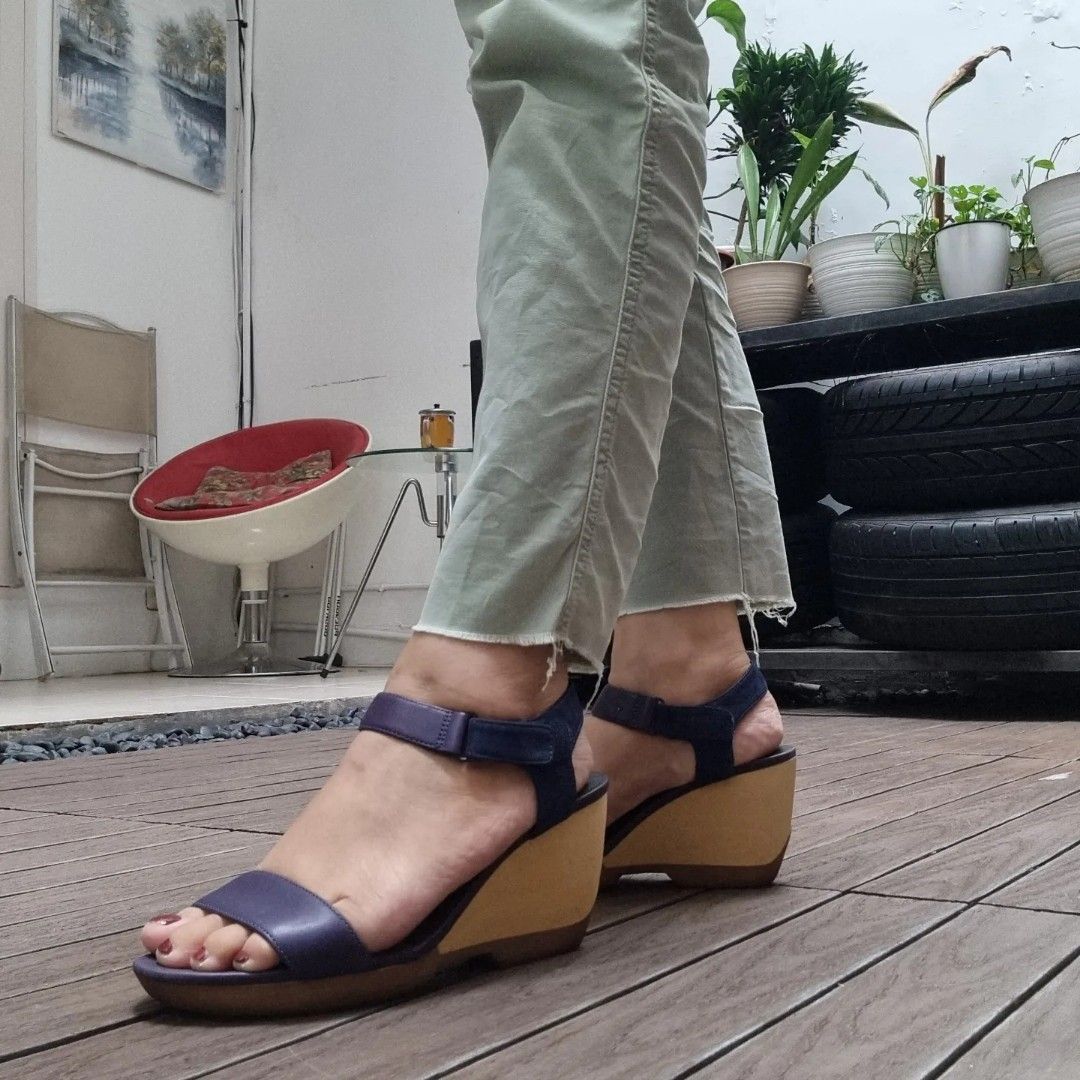 Sepatu camper auth full kulit, Fesyen Wanita, Sepatu di Carousell