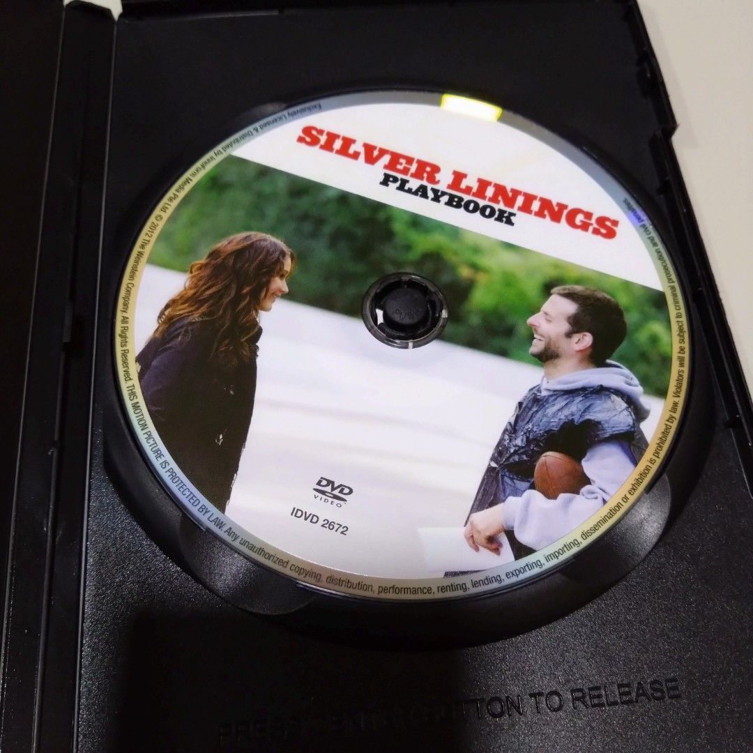 Silver Linings Playbook DVD, Hobbies & Toys, Music & Media, CDs & DVDs on Carousell