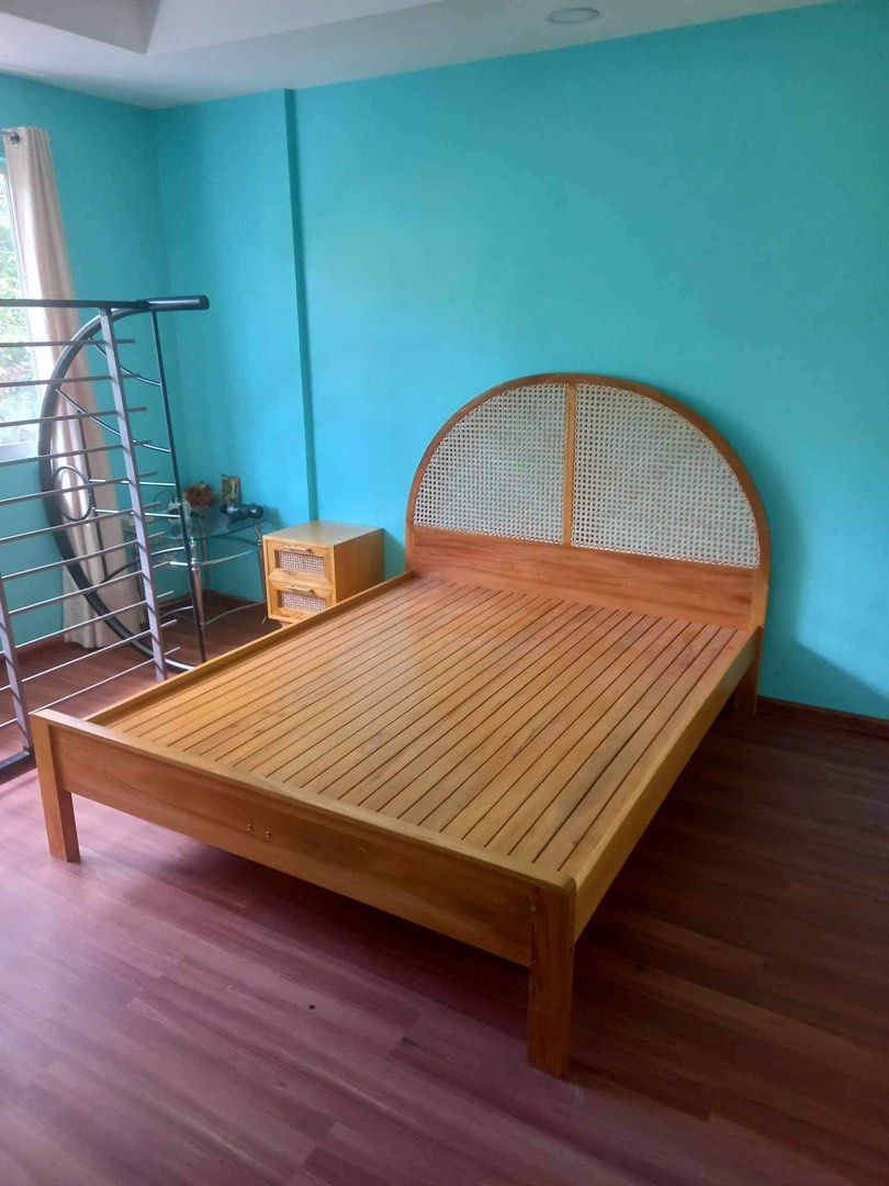 QUEEN SIZE BED FRAME SOLID MAHOGANY WOOD WITH SOLIHIYA HEADBOARD ...