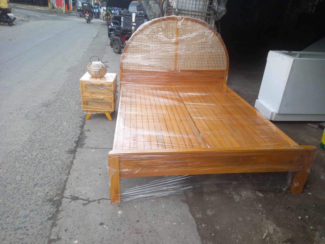 QUEEN SIZE BED FRAME SOLID MAHOGANY WOOD WITH SOLIHIYA HEADBOARD ...