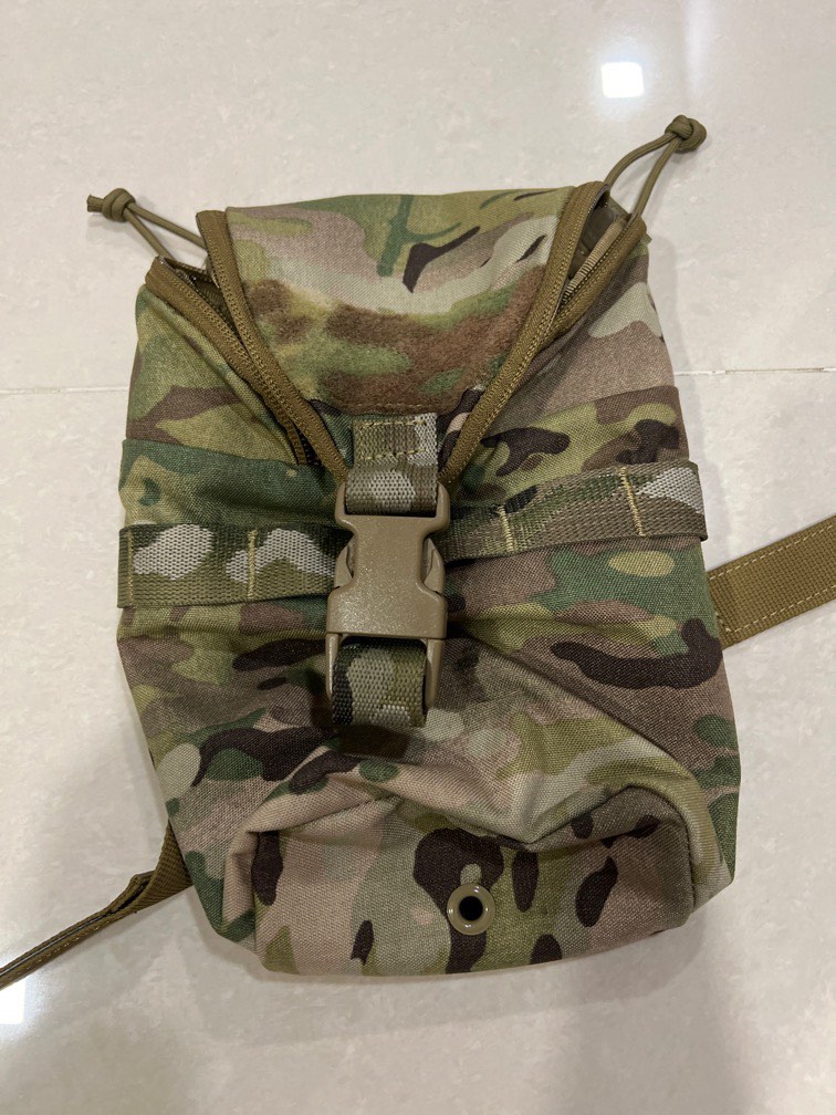 Sunsnow (mystery ranch inspired) rip zip pocket, Men's Fashion, Bags ...