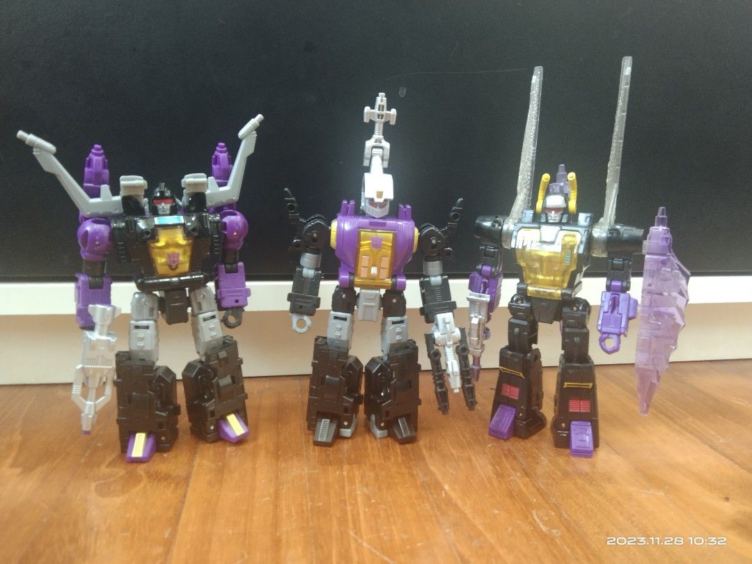 Transformers Legacy Insecticons Kickback Bombshell Shrapnel, Hobbies ...