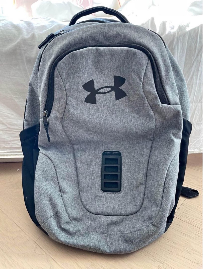 Under Amour Storm Backpack, 男裝, 袋, 背包 - Carousell