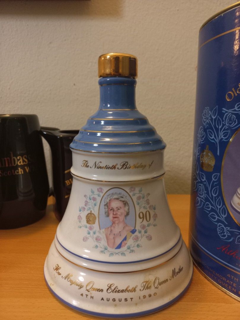 Vintage Bell's Whiskey 90th Birthday Queen Elizabeth Commemorative ...