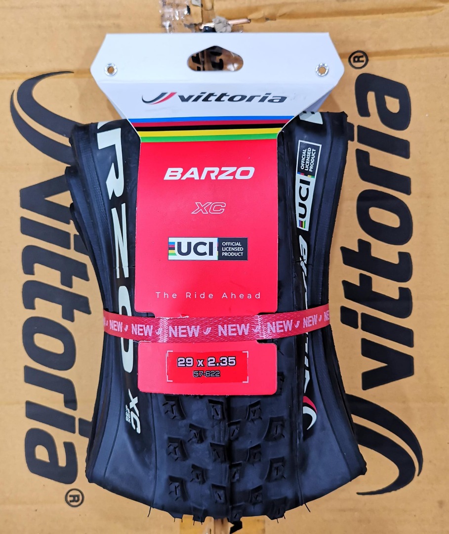 Vittoria Barzo UCI Rainbow Special Edition 29x2.35 Foldable Tyre ...