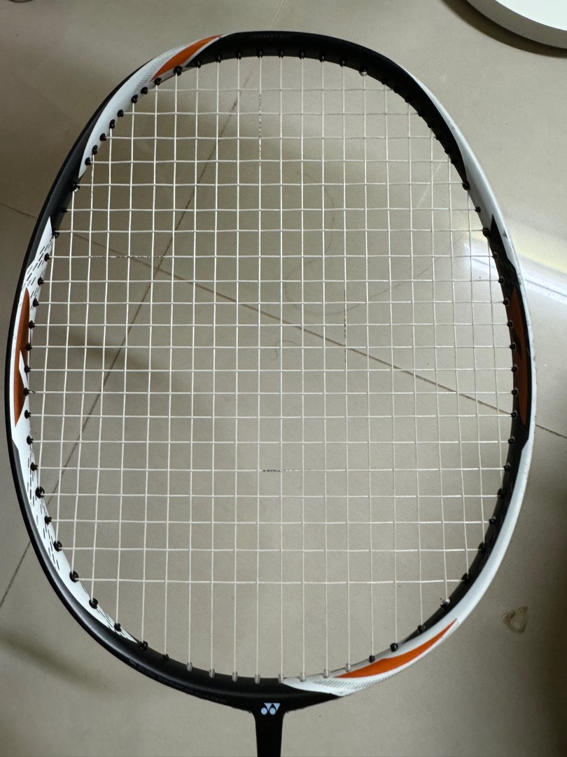 Yonex duora z strike, Sports Equipment, Sports & Games, Racket & Ball ...
