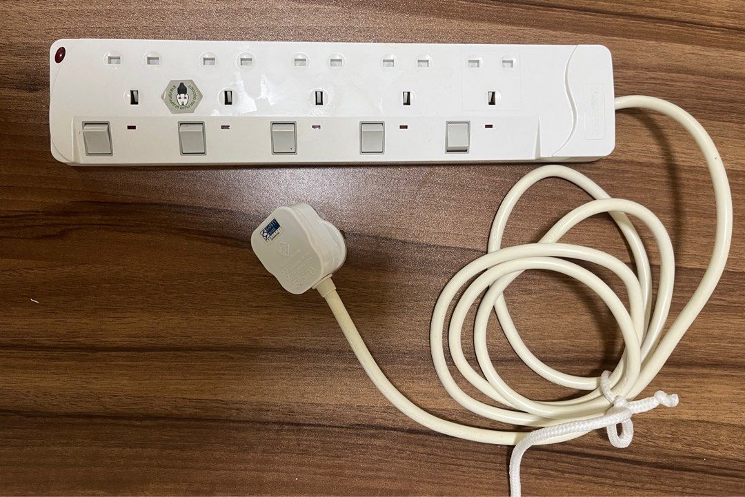 2m Extension Cord with 5 Sockets @ $13, TV & Home Appliances ...