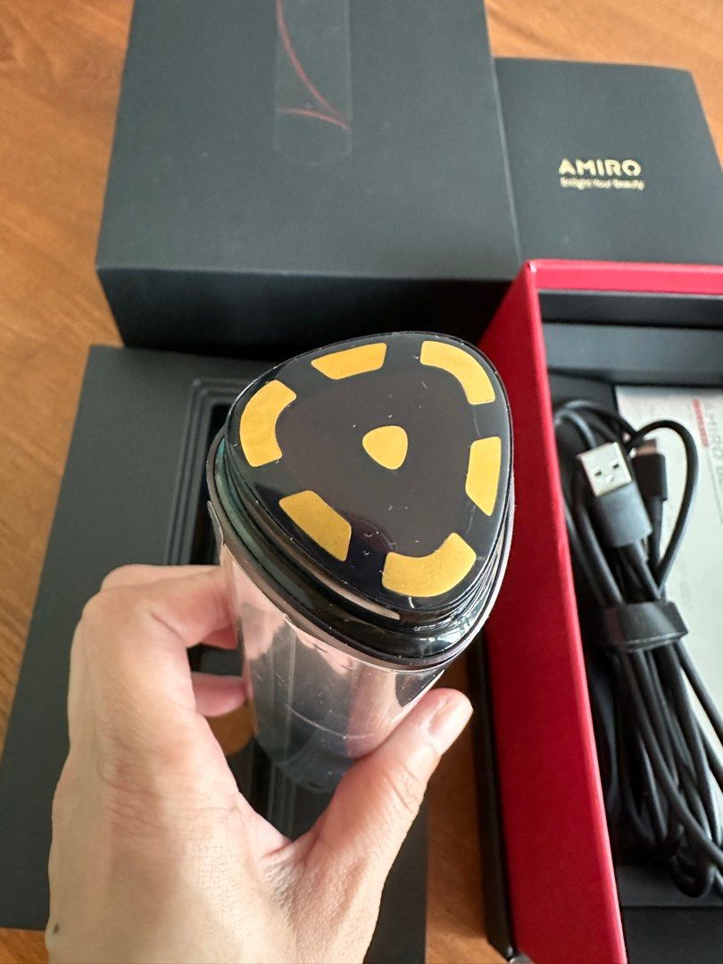 AMIRO R1 PRO Facial RF Skin Tightening Device Black, Beauty & Personal ...