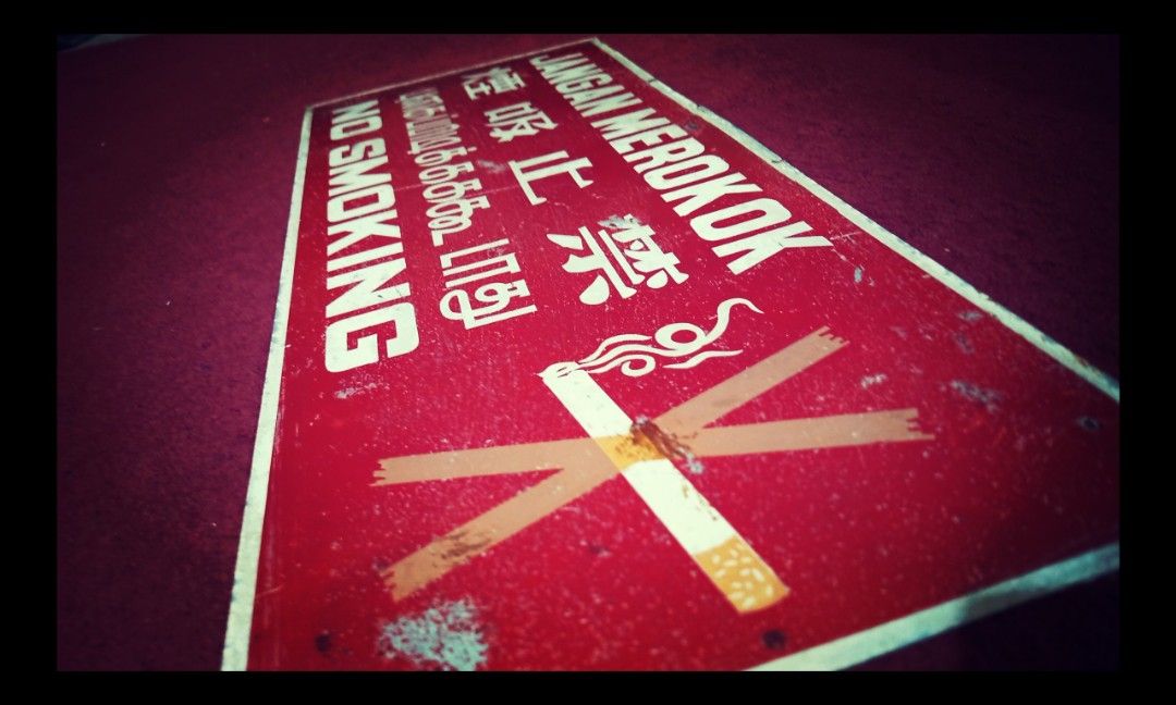 Antique/Vintage Signage - No Smoking Sign 4 language, Hobbies & Toys ...